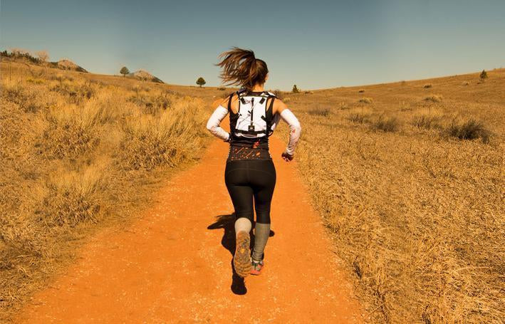 Orange Mud Backpacks und Trinksysteme | Runster